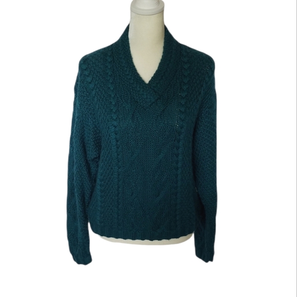 Obermeyer | Sweaters | Obermeyer Unity Cable Knit Wool Blend V Neck ...
